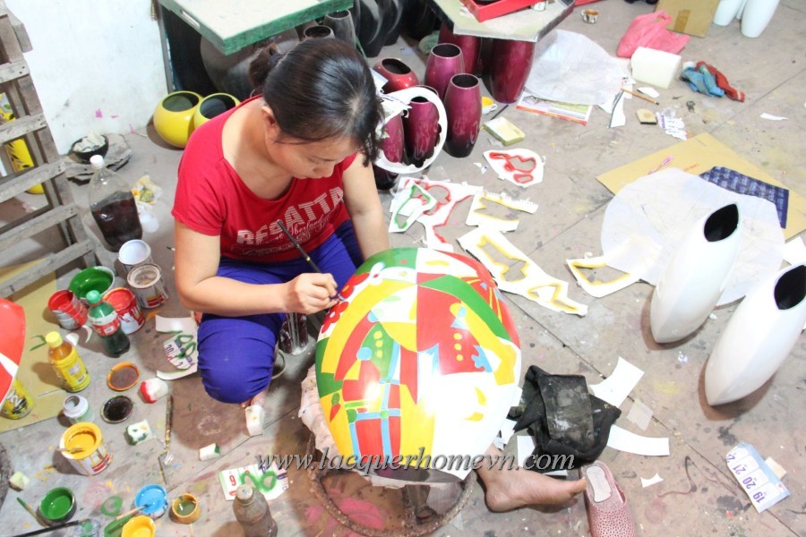 A traditional lacquer craft village of Vietnam - Ha Thai lacquer ...